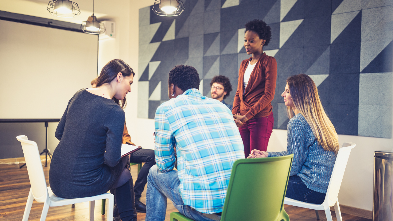 7 Powerful Ways Drug Addiction Treatment Thrives With Community Support